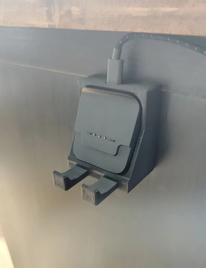 Xbox Elite Controller Mount (with charger) - Free 3D Print Model ...