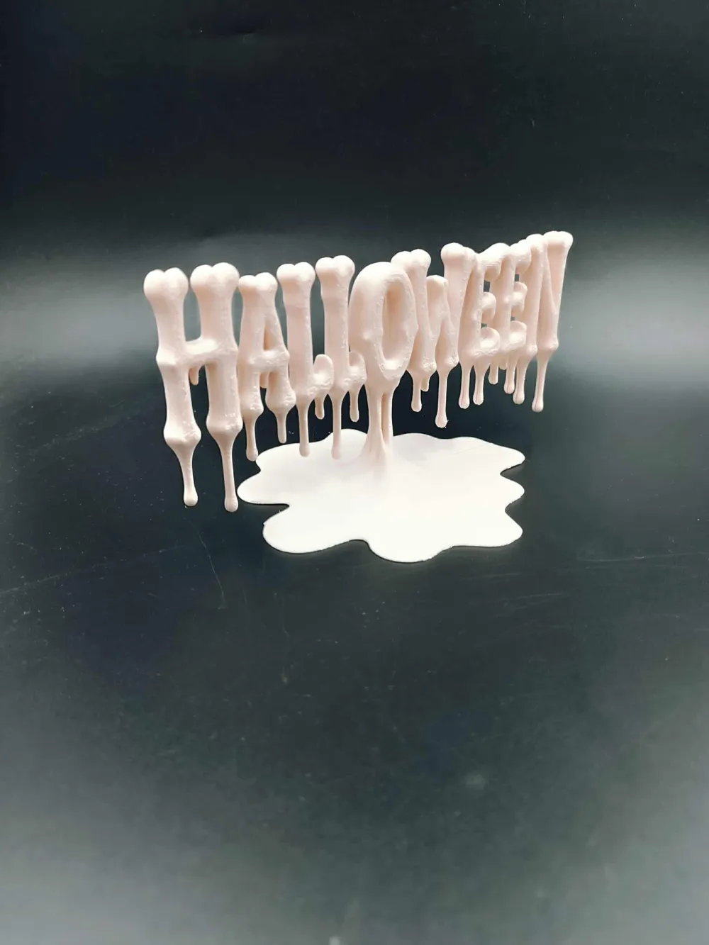 Melted Bones "HALLOWEEN" - Decor by drakeforge3d MakerWorld: Download ...