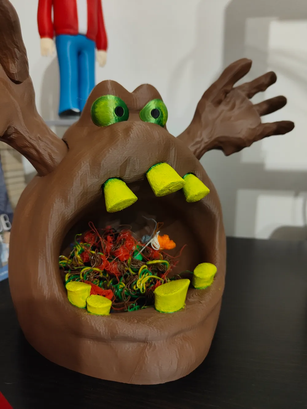The great Mighty Poo - waste/poop eater by Forest87 - MakerWorld