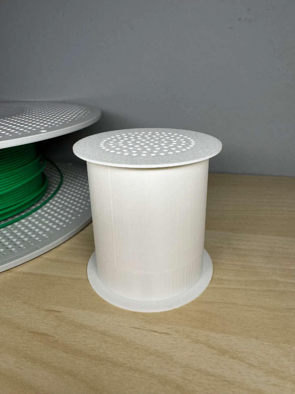 Bambu Filament Spool Desiccant/Weight Box - Free 3D Print Model ...