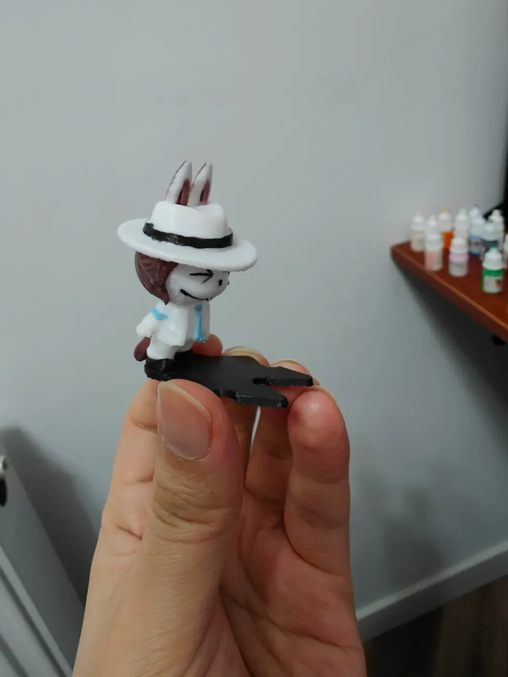 Labubu Superstar (Michael Jackson Tilt) by model hunter MakerWorld: Download Free 3D Models