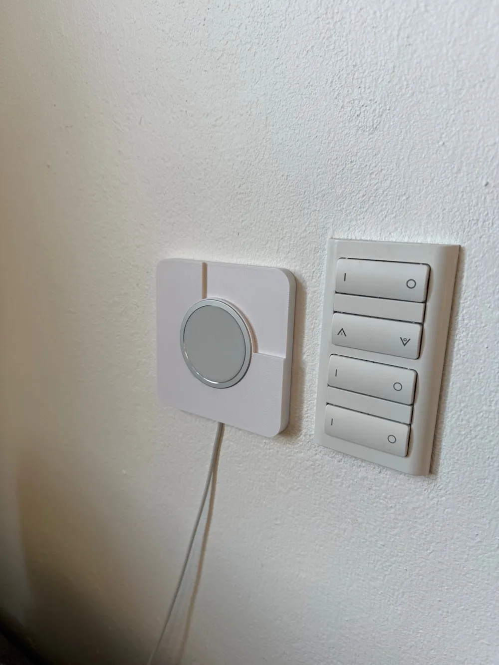 MagSafe wireless charger wall mount - Free 3D Print Model - MakerWorld