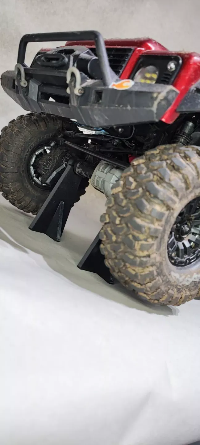 RC Rock Crawler Axle Stand 1/10 Scale by Damian MakerWorld: Download ...
