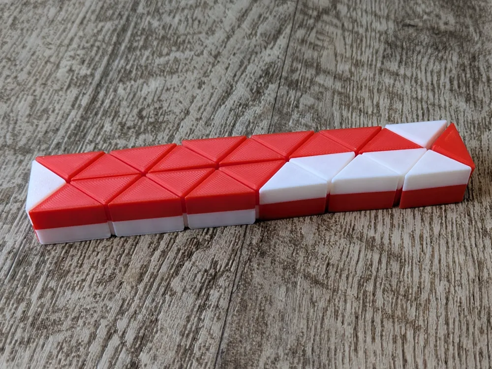 Infinity Twist Snake, inspired by Rubik's snake by taylormadearmy ...