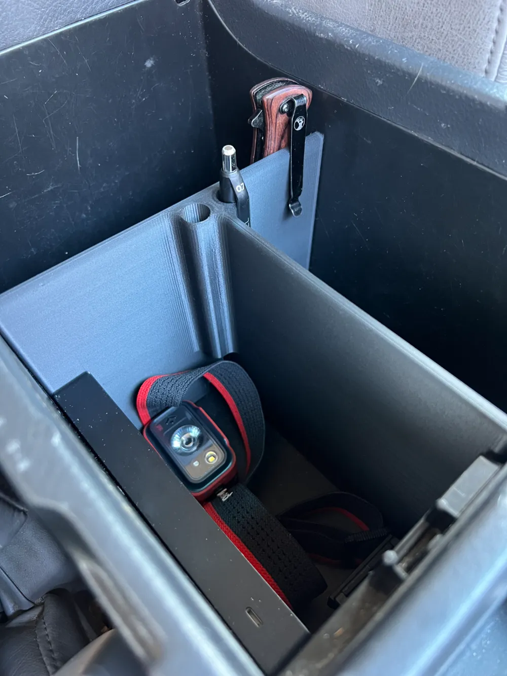 4th Gen 4runner Center Console Divider by CS_3D MakerWorld: Download ...