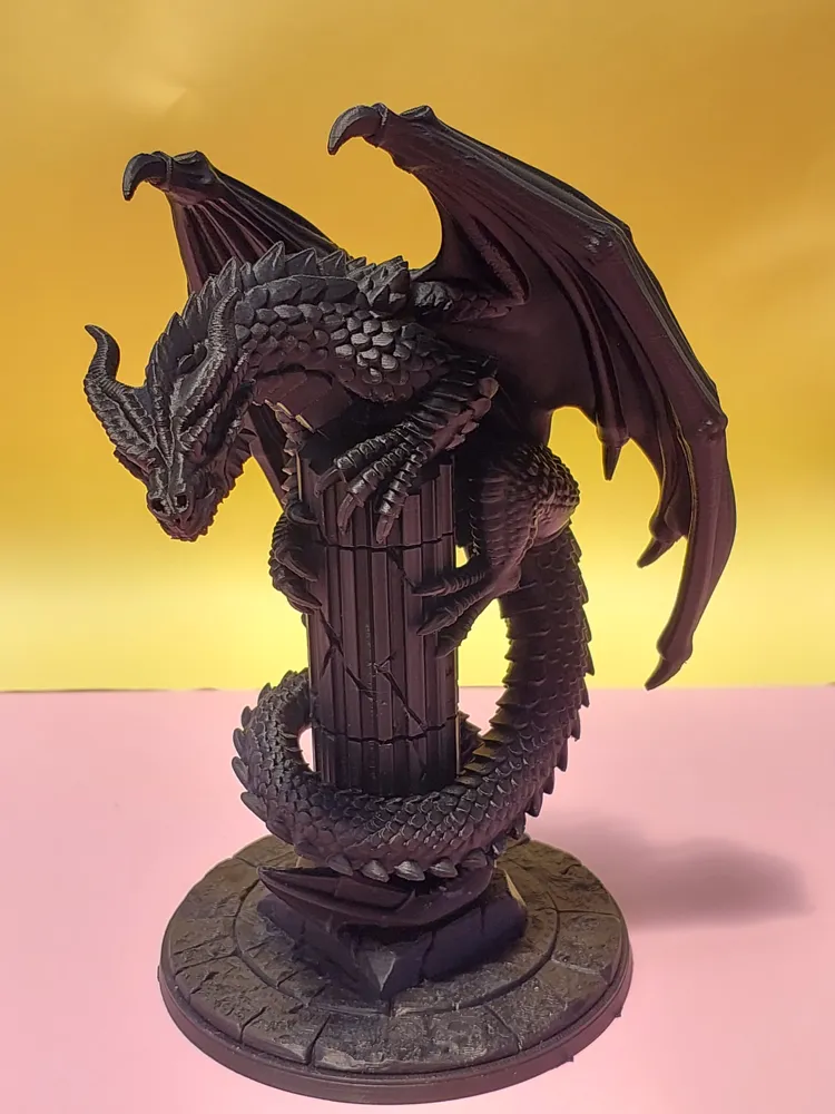 Dragón Majestuoso Posado - El Drake Ápice por Maker Girl Millie ...