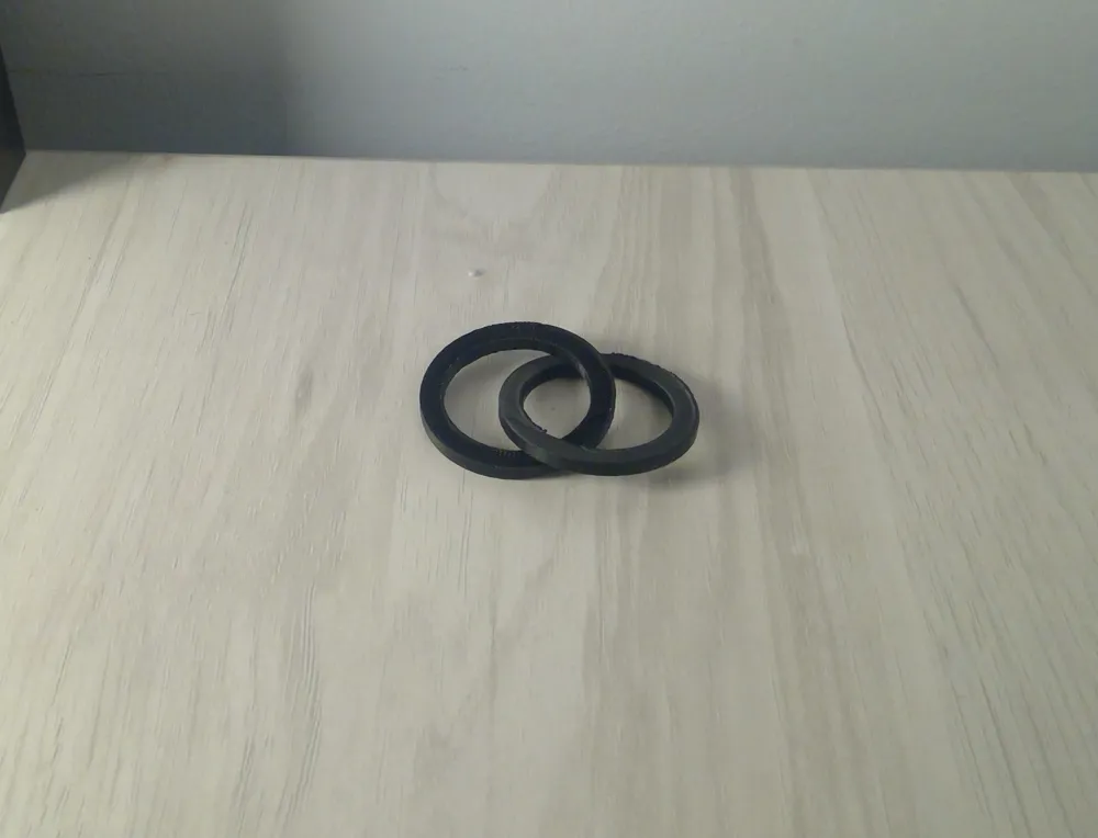 Impossible Rings Fidget Toy Print-In-Place No AMS by Bardownskiiz ...