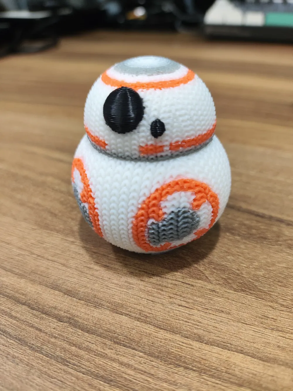 BB8 (Knitted Texture) by Apizaizai MakerWorld: Download Free 3D Models