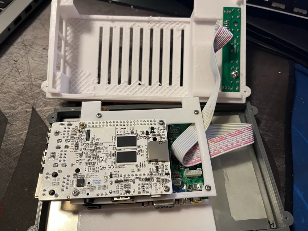 Case for 7 inch LCD Screen by The_BRAIN - MakerWorld