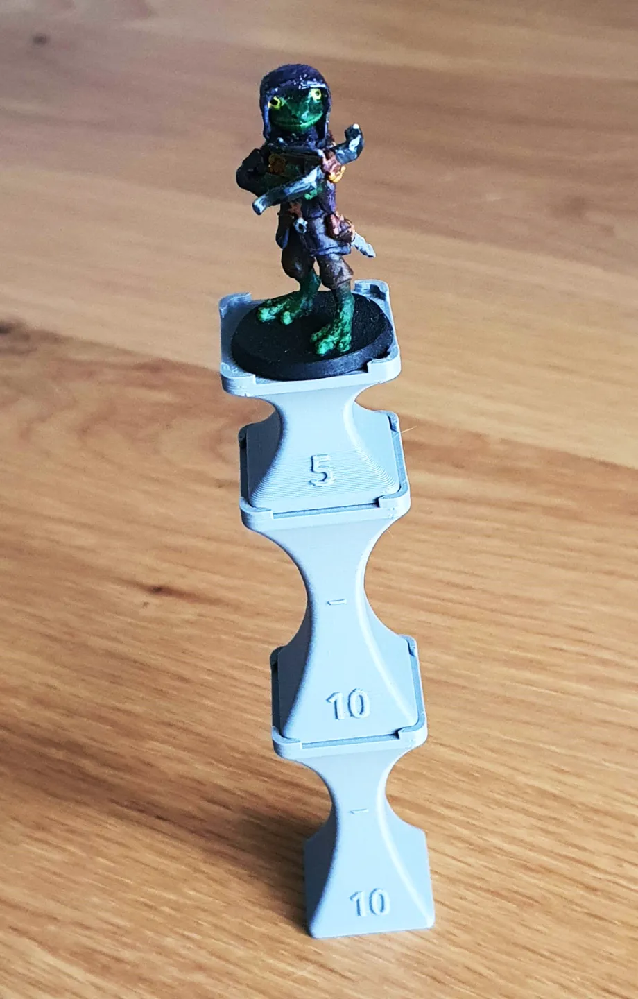 Stackable Raised platforms by Nila_3D - MakerWorld