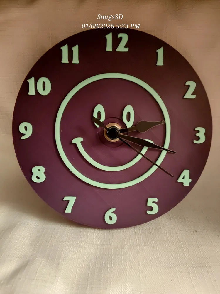 Smiley Face Glow in Dark Clock - Free 3D Print Model - MakerWorld