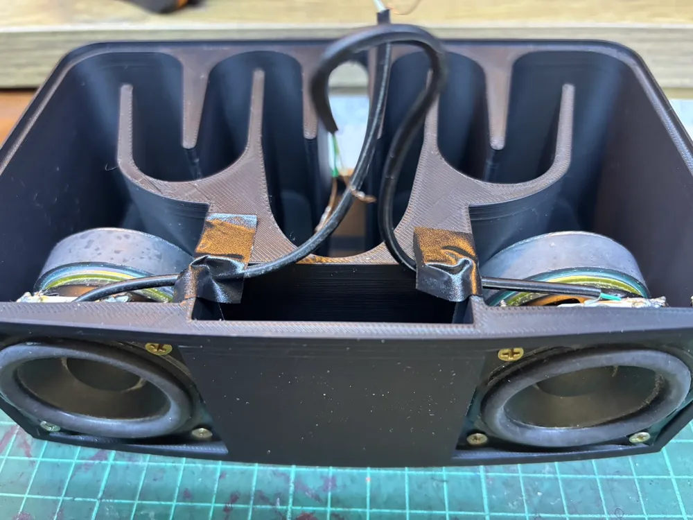 2" speaker box (BOSE DESIGN) Remixed by Pcje - MakerWorld