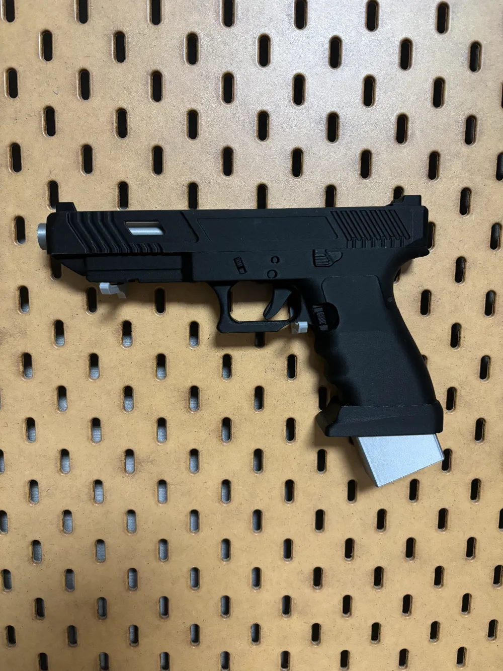 GLOCK 34 - John Wick Combat Master - Free 3D Print Model - MakerWorld