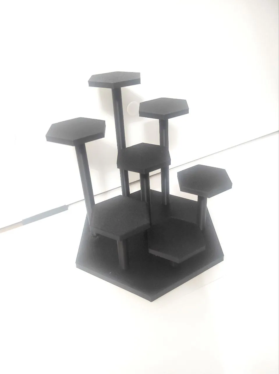 Multi-Display Hex Tower by BlueShadovv - MakerWorld