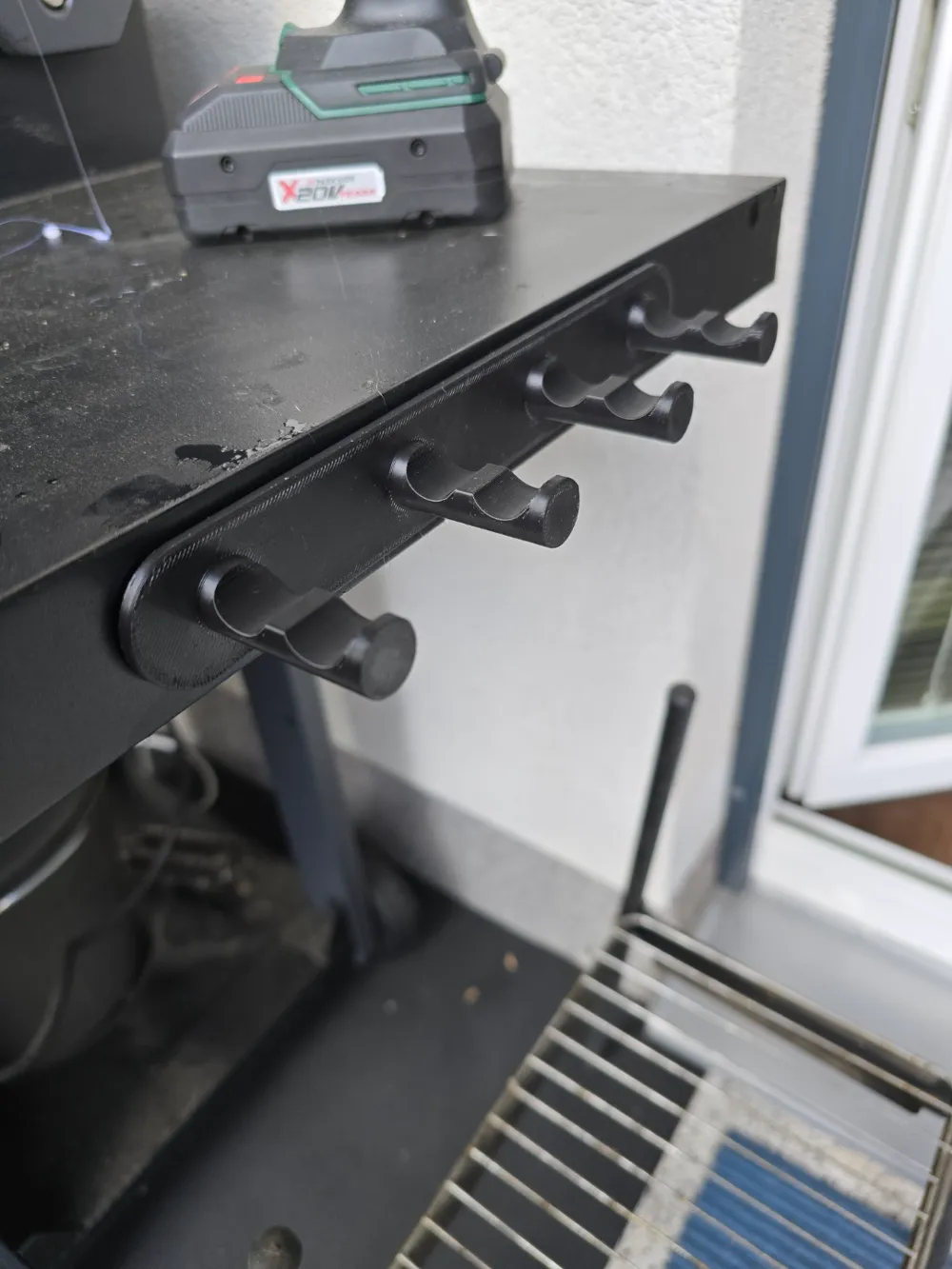 Grill utensil holder/hanger/hook by PiTRiS - MakerWorld