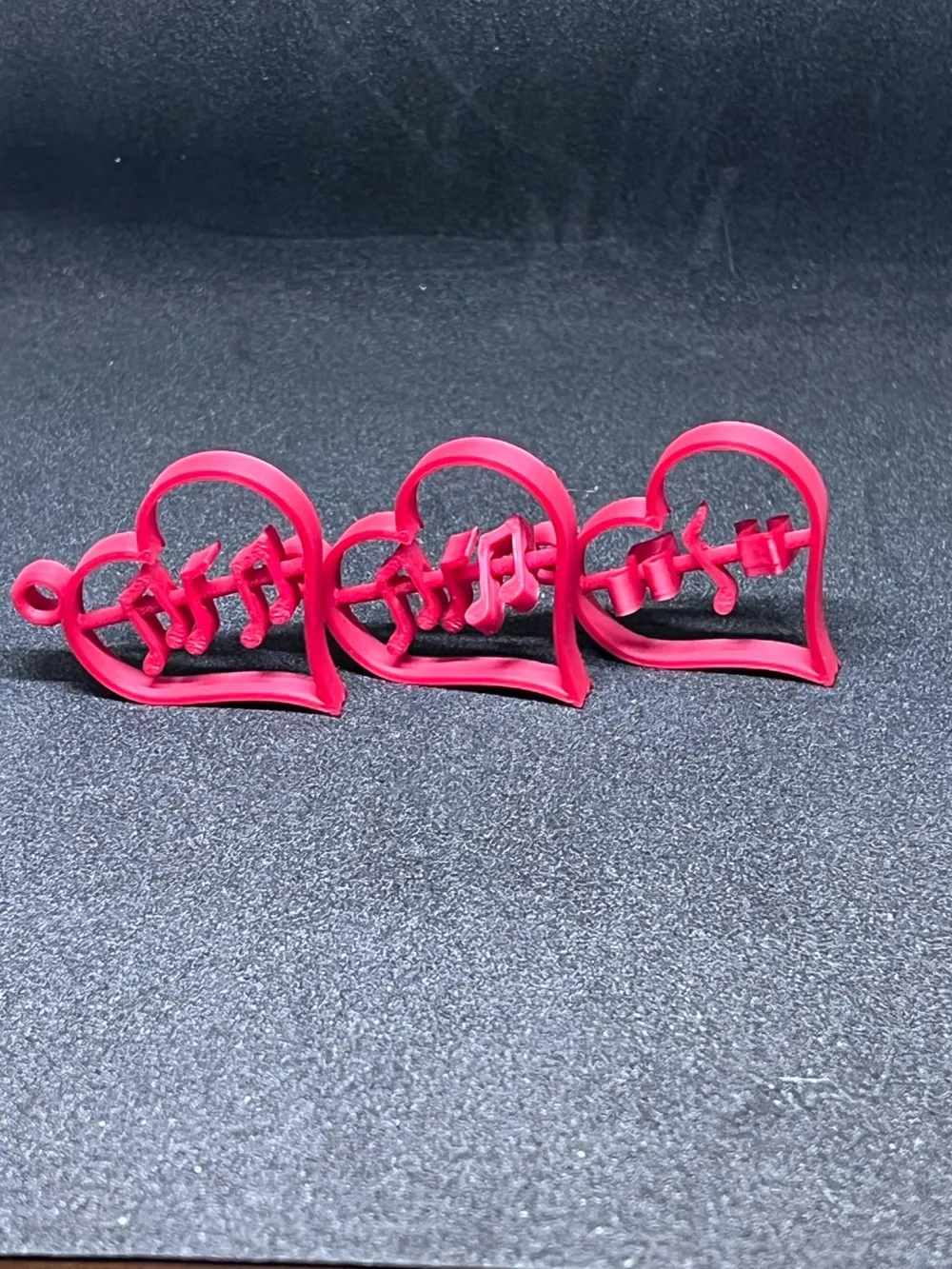Rotating Musical Notes Heart Keychain by CuteLayer MakerWorld: Download ...