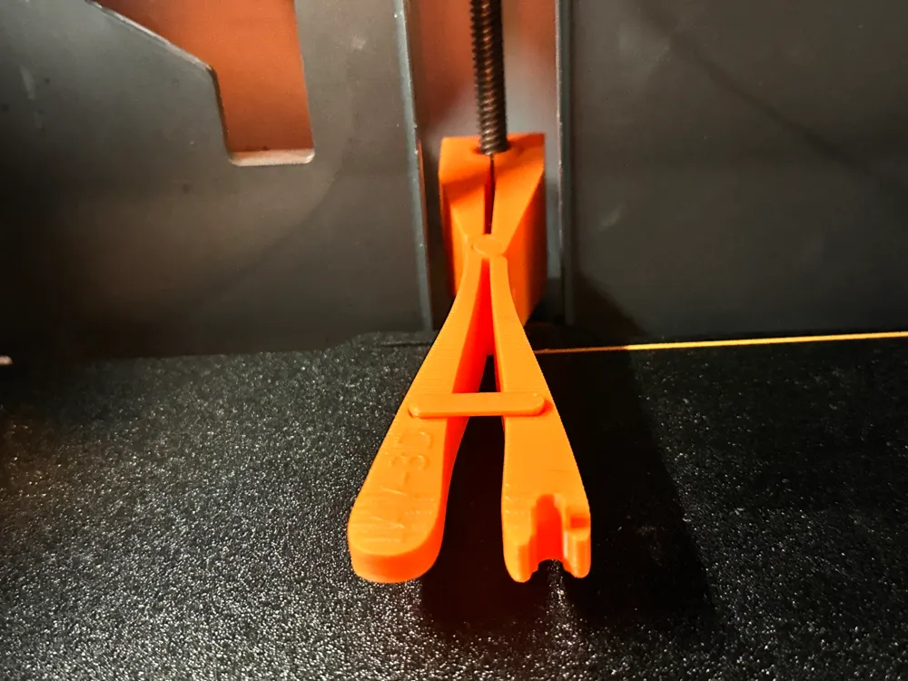 CleanGrip Pro - Carbon and Z-Axle Rod Cleaner - Free 3D Print Model - MakerWorld
