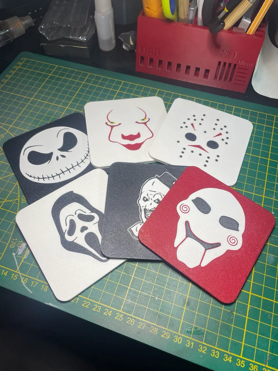TERRIFIER HALLOWEEN COASTER 2024 by Cr3aTivitiFlux_D - MakerWorld