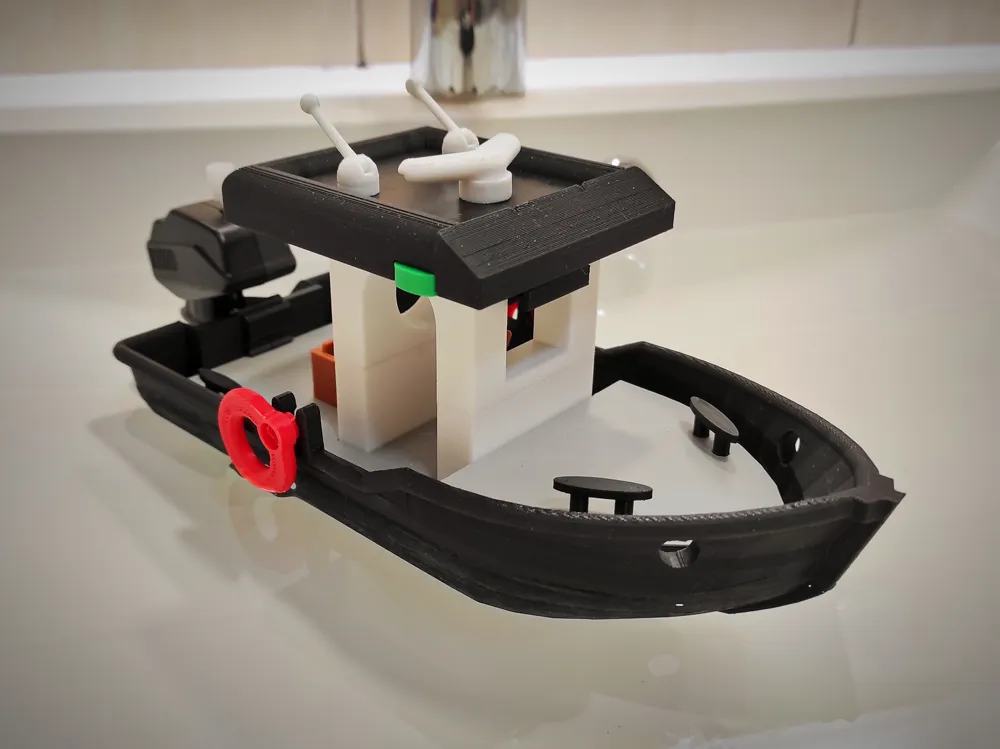 Floating and Motorized Benchy (Kit-010 optional) by Tim_Bricker ...