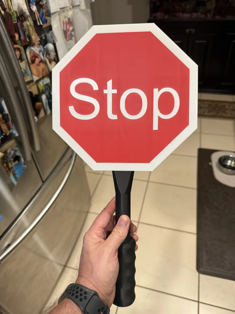 Reversible Stop/Go Sign - Free 3D Print Model - MakerWorld