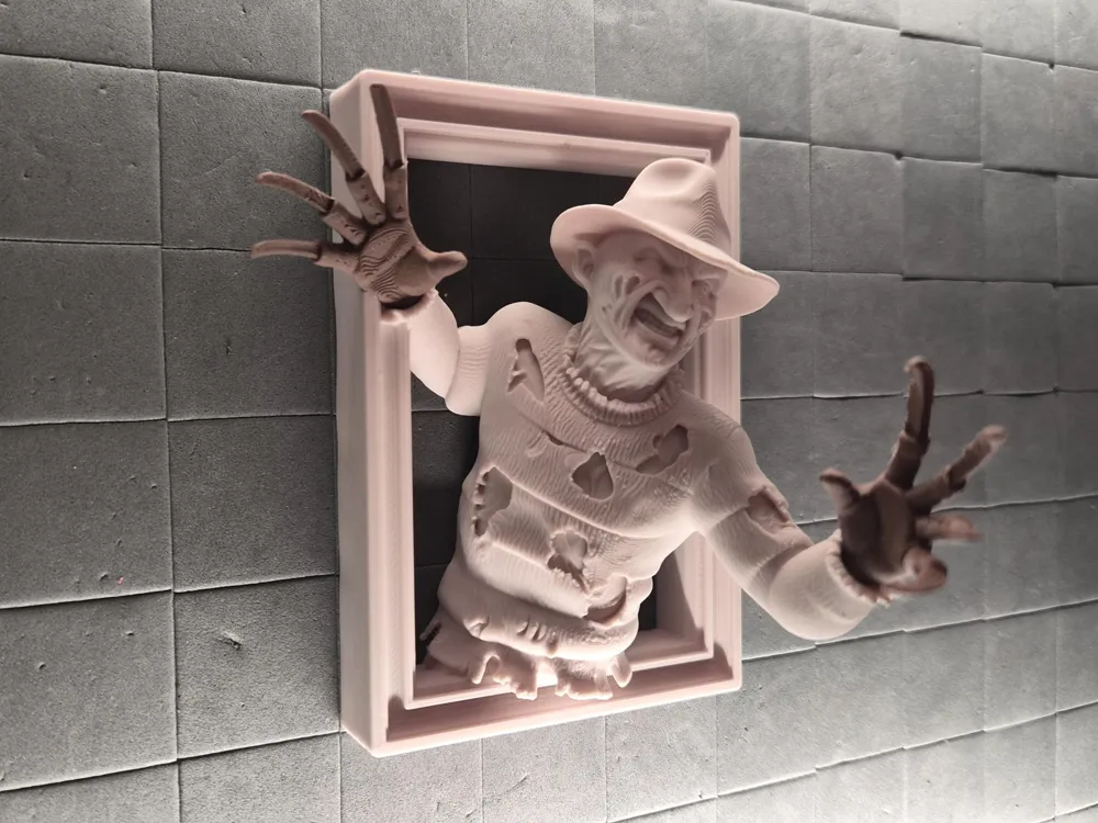 Out of the Frame – Freddy Nightmare | Keyhole - Free 3D Print Model ...