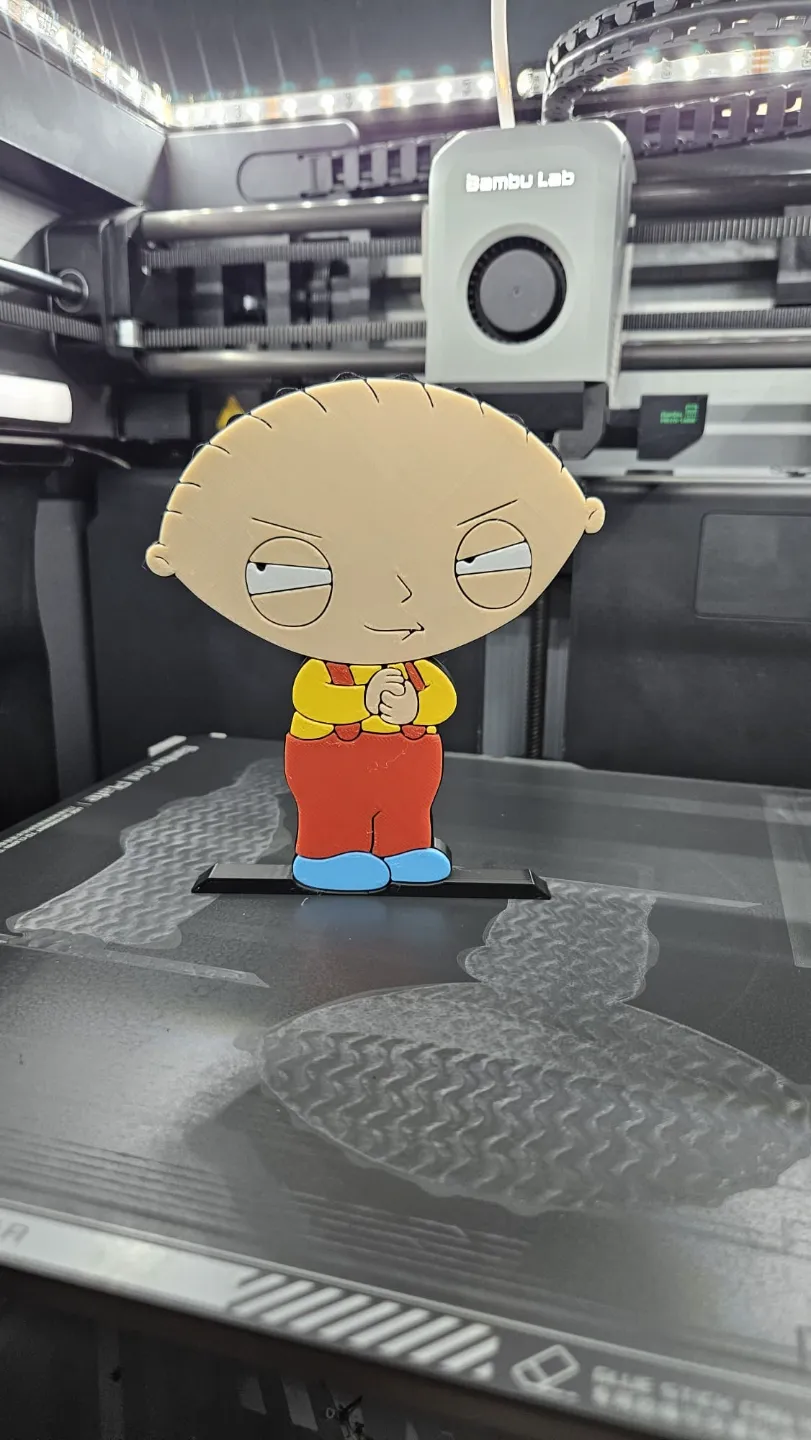Family Guy Stewie Griffin Table Stand by 5kyrunn3r - MakerWorld