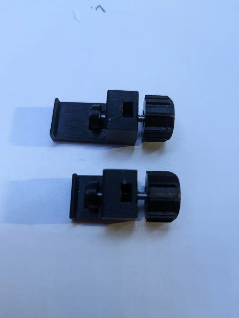 Plate Bed Clips by ktothestank - MakerWorld