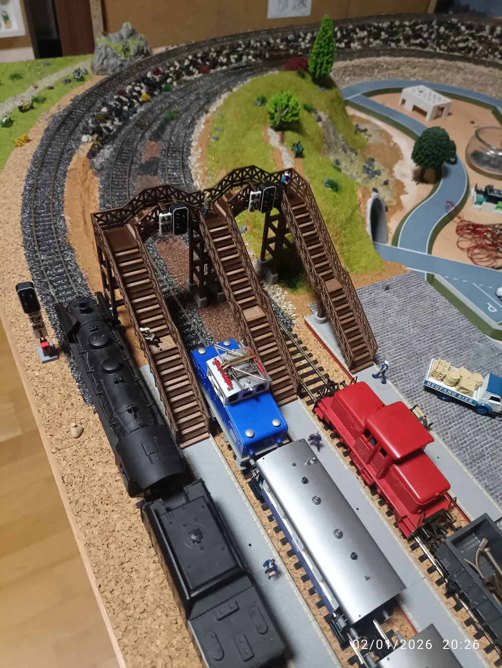 Mr HO Scale Double Footbridge - Free 3D Print Model - MakerWorld