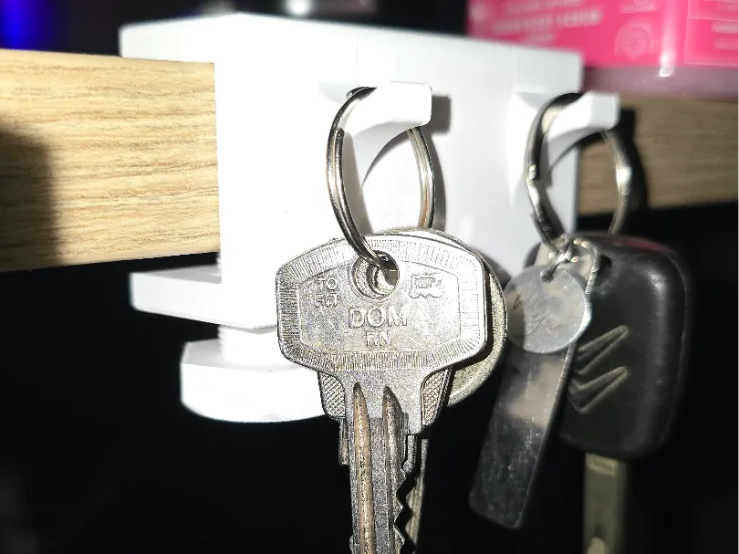 Modular Desk Key Holder - Free 3D Print Model - MakerWorld