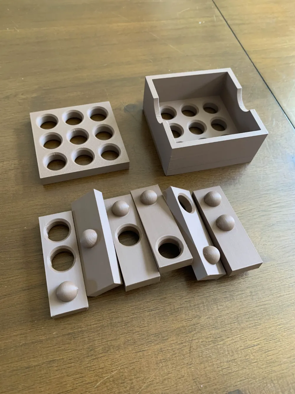 8 Piece plank puzzle box by Zoidberg44 - MakerWorld