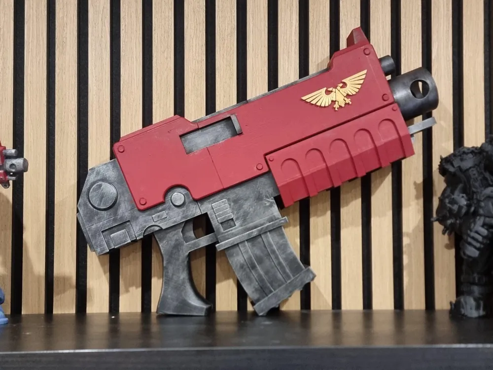 Warhammer 40k Bolter Remixed by Levi Moore - MakerWorld