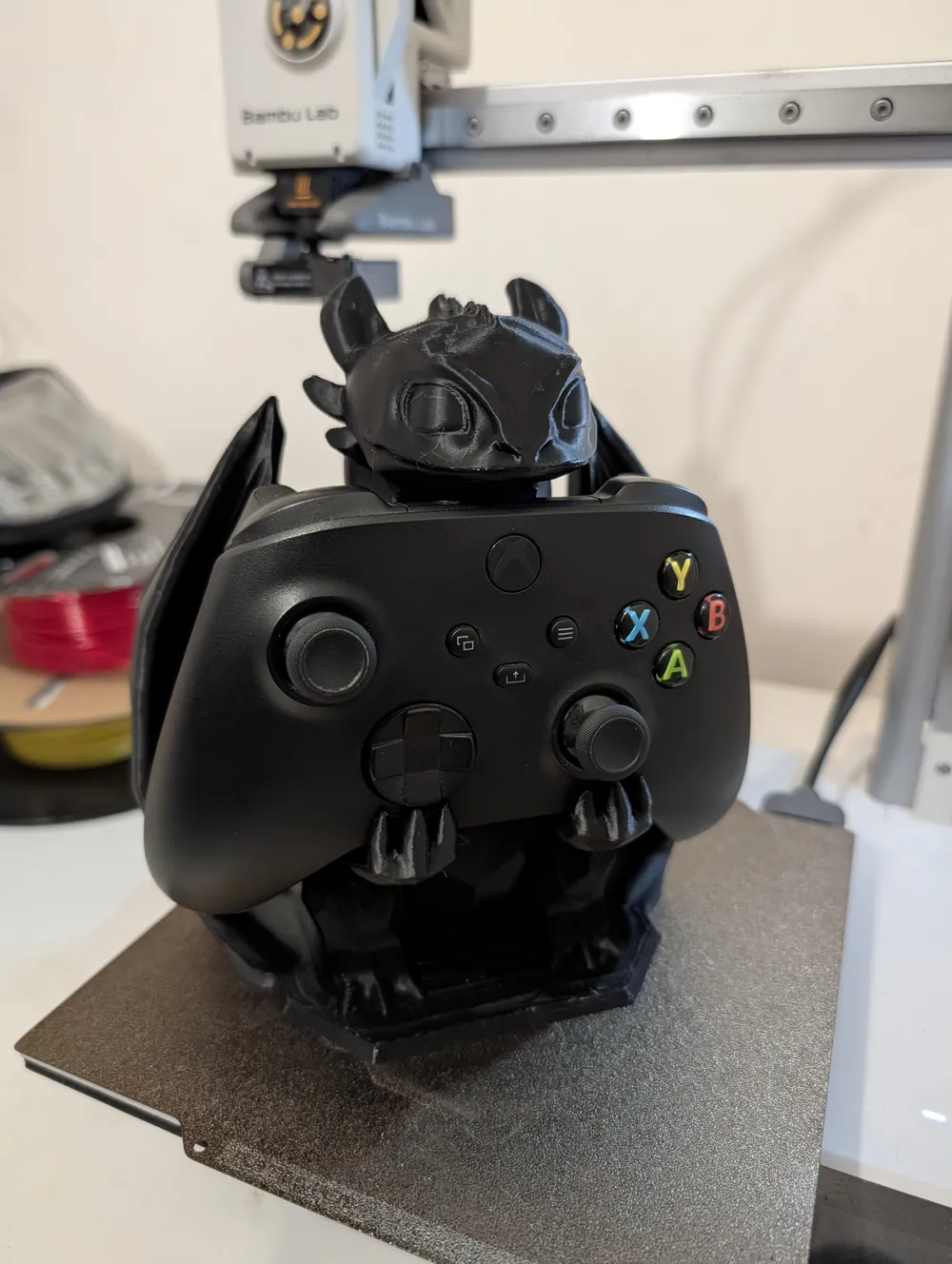 Night Fury Xbox Controller Stand - Free 3D Print Model - MakerWorld