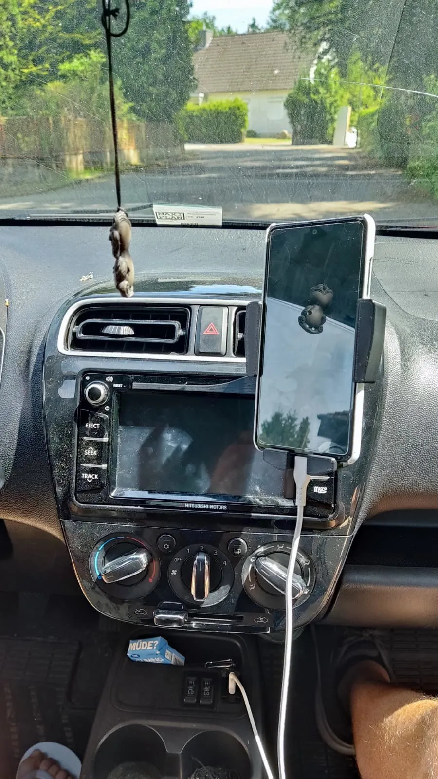 CD-Slot smartphone holder - Car Smartphone Holder - Free 3D Print Model ...