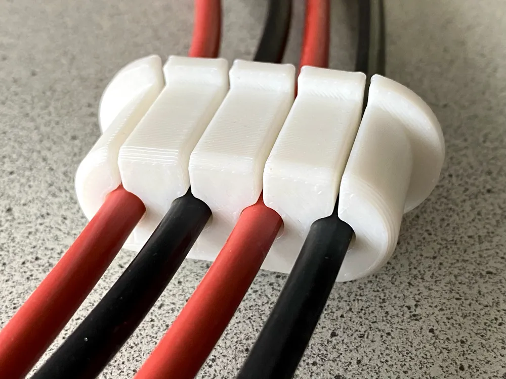 PTFE Cable Grommet (4 cables of ø4mm²) by GregorMakerWorld: Download ...