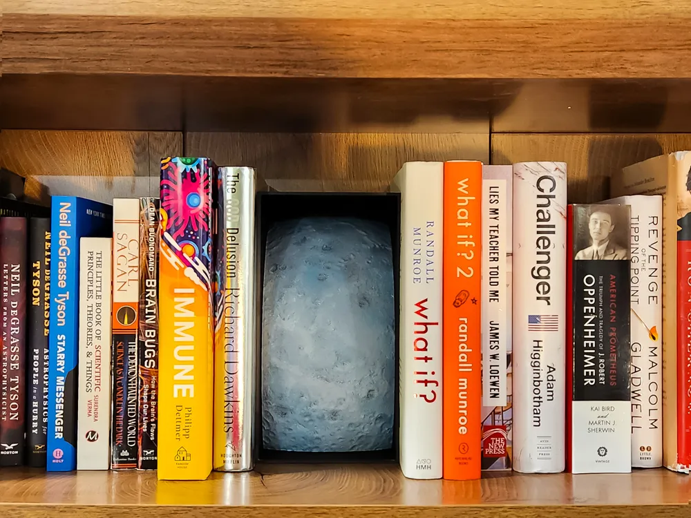 Moon Fragment Book Nook - Free 3D Print Model - MakerWorld