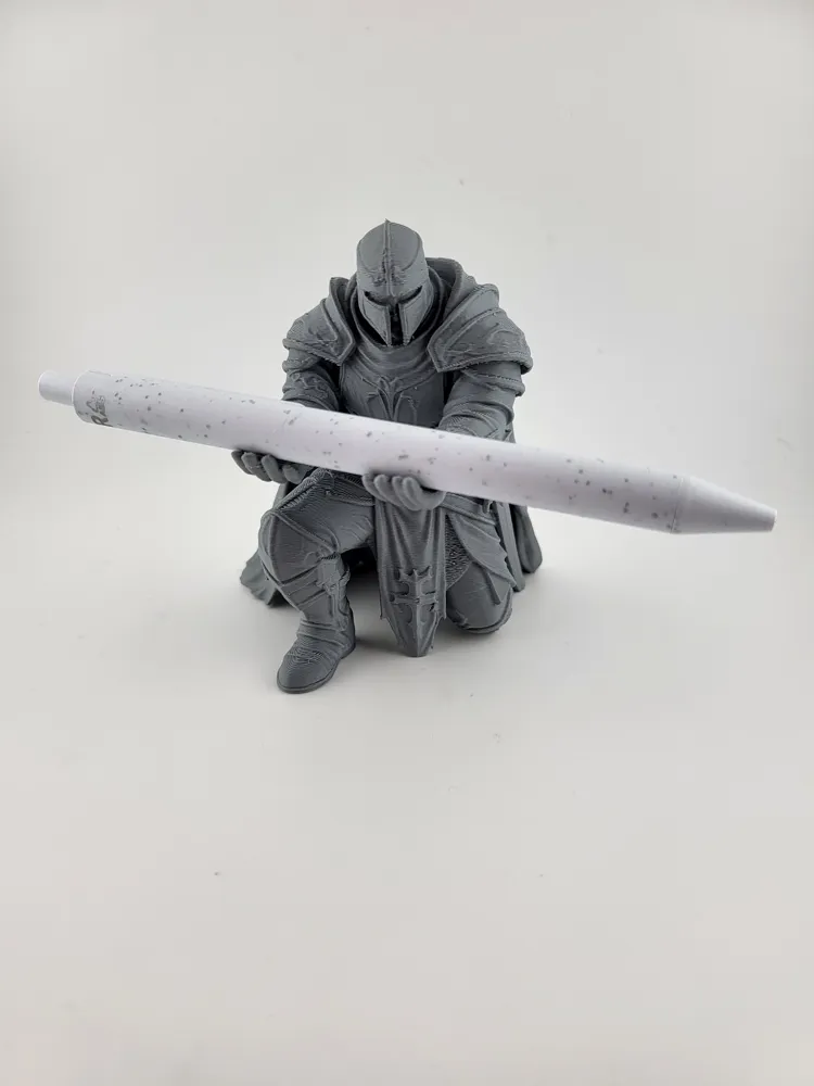 Medieval Knight Pen Holder Desk Organizer v2 - Free 3D Print Model ...