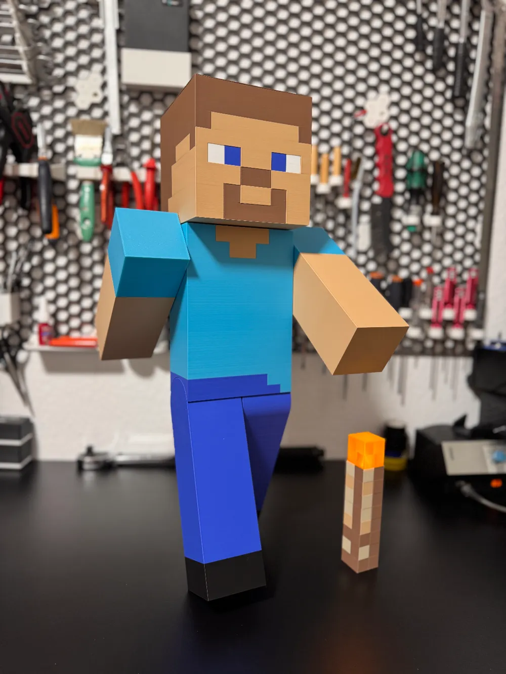 Gran Steve de Minecraft por Haix3D MakerWorld: Descarga Modelos 3D ...