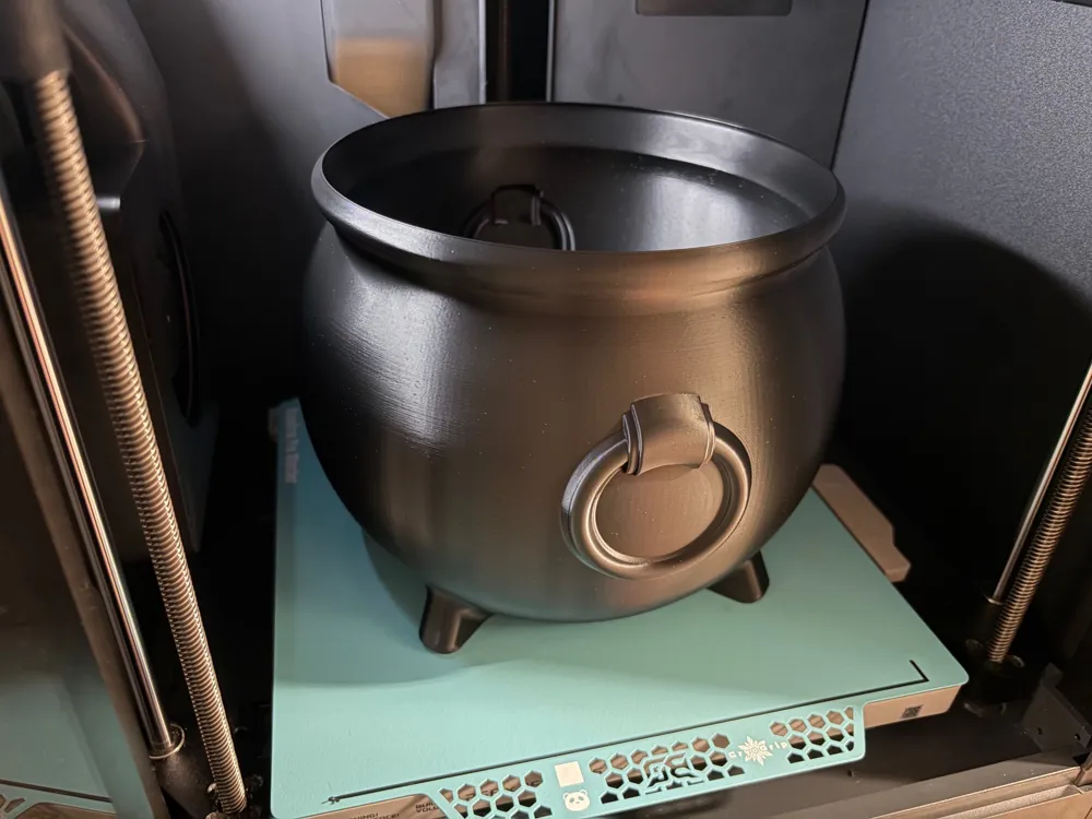 Large Witch Cauldron in Vase Mode | Treat Bucket - Free 3D Print Model - MakerWorld