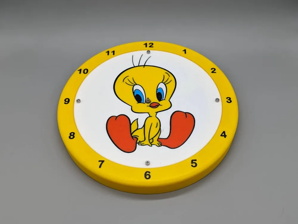 Tweety Bird Clock Face by MadMax3D - MakerWorld