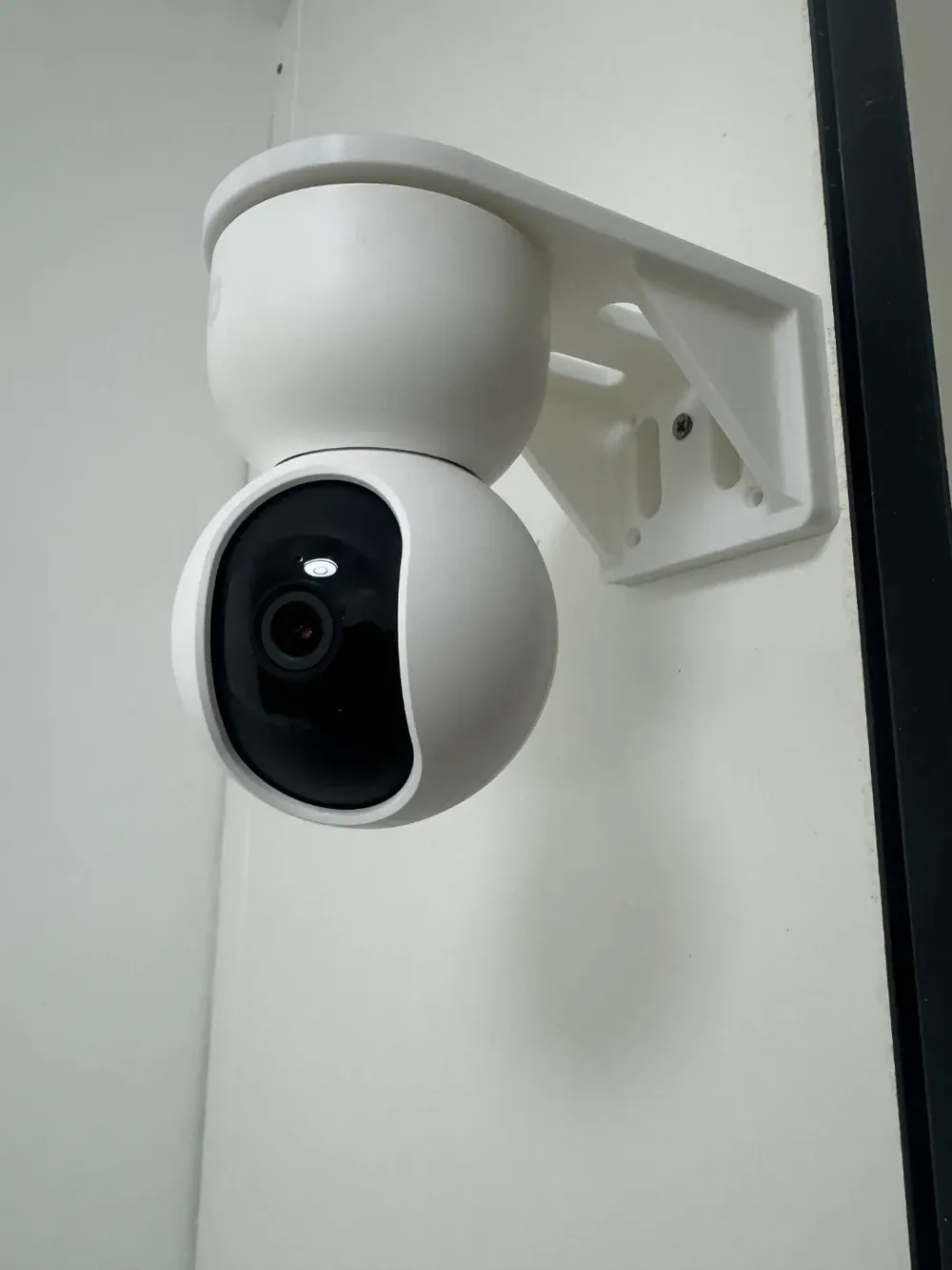 Side Wall Security Camera Mount - Dual Mounting Surface for Two Cameras ...