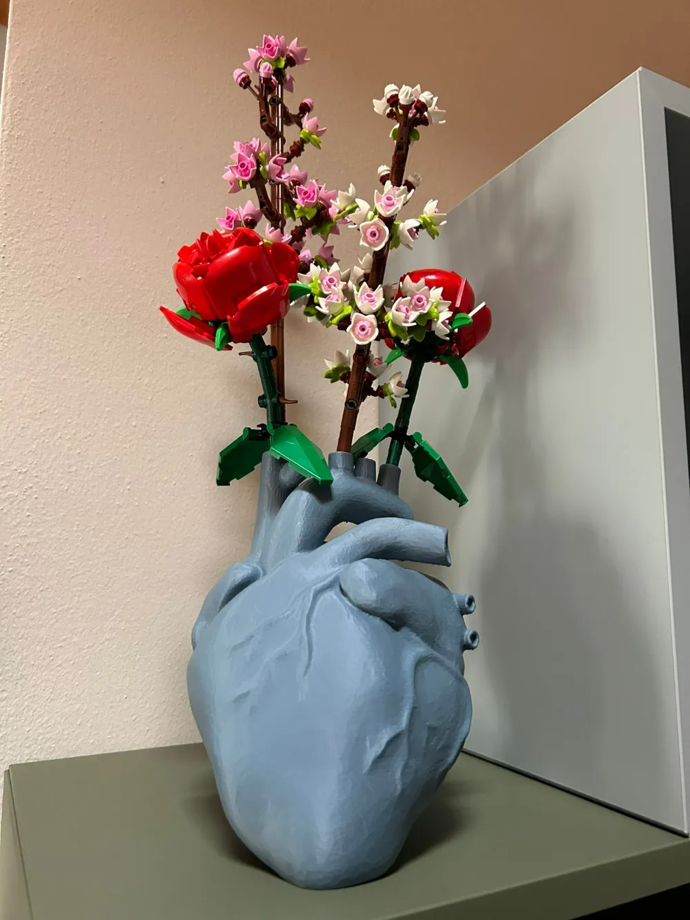 Anatomical Heart Vase by Zorzet90 - MakerWorld