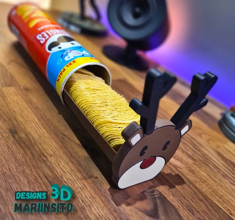 (Christmas Version) Pringles Removal Tray with Lid by MARiiNSITO ...