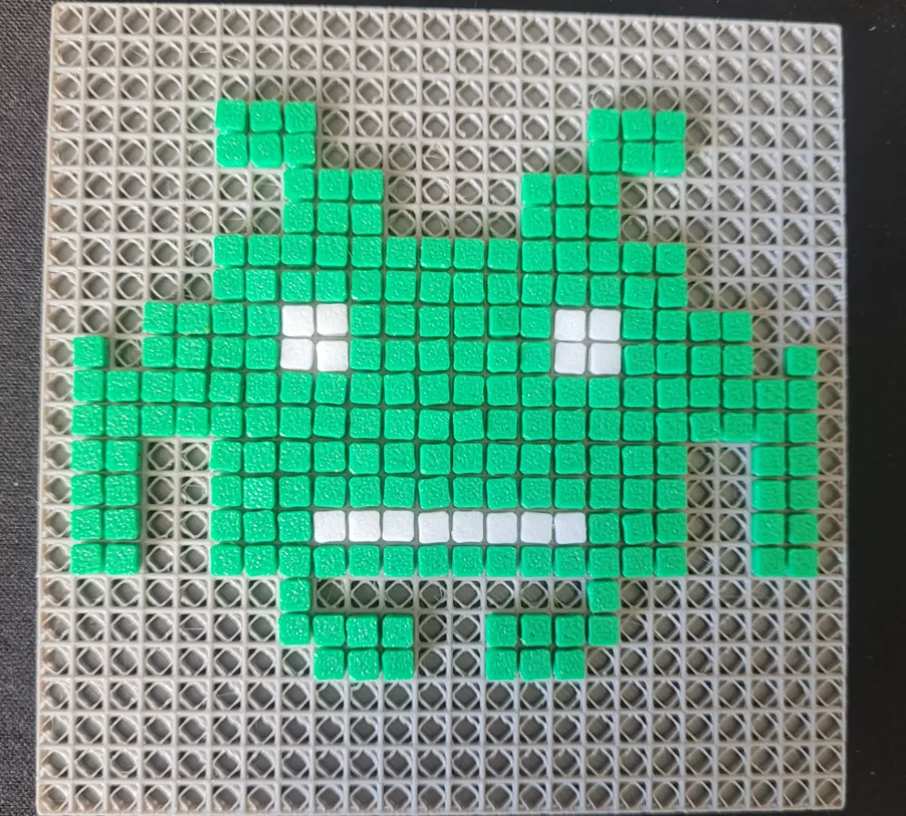 Space invaders pixel art by Nailuor13 - MakerWorld