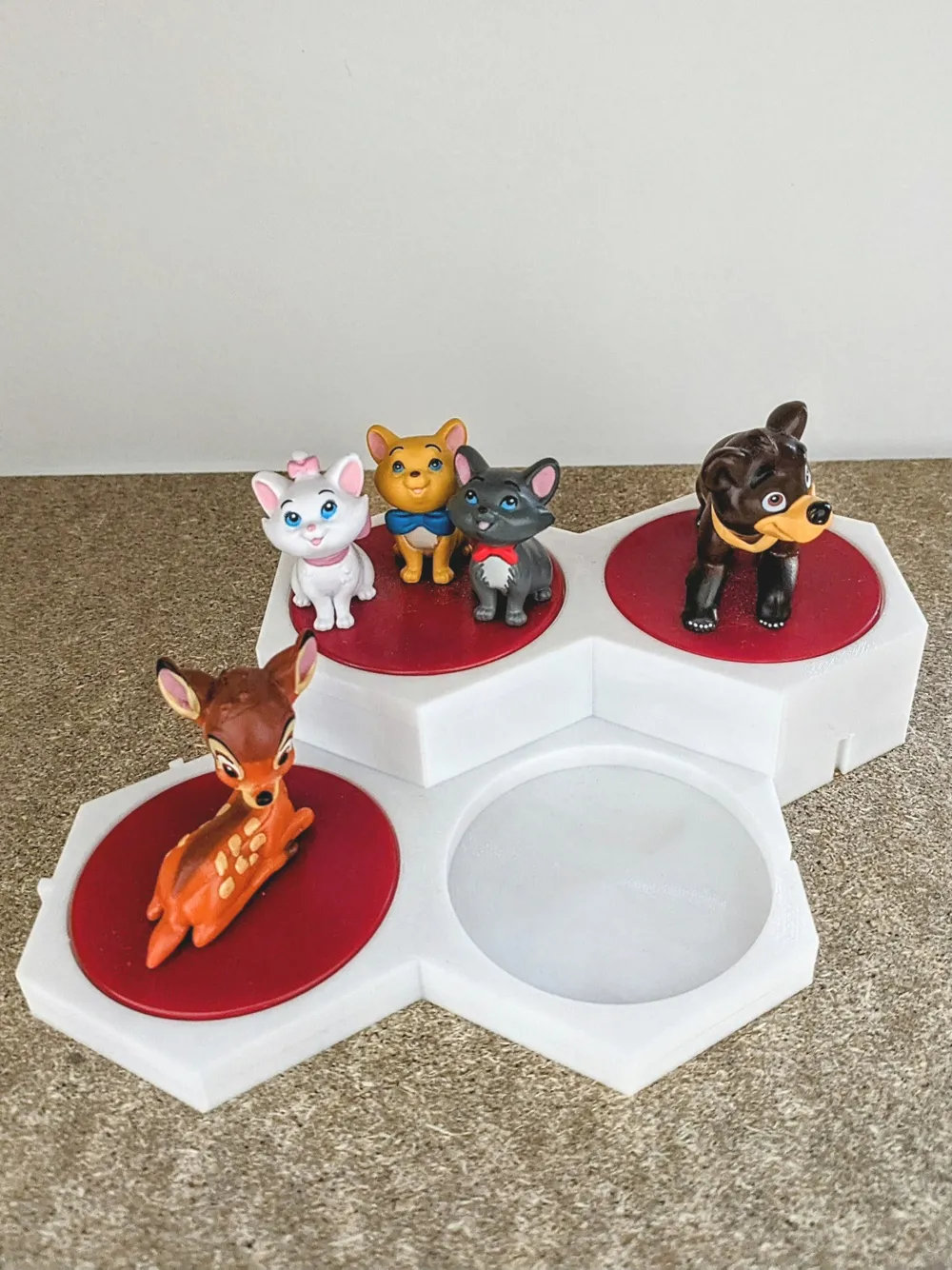 DeAgostini Disney figures stand - Free 3D Print Model - MakerWorld