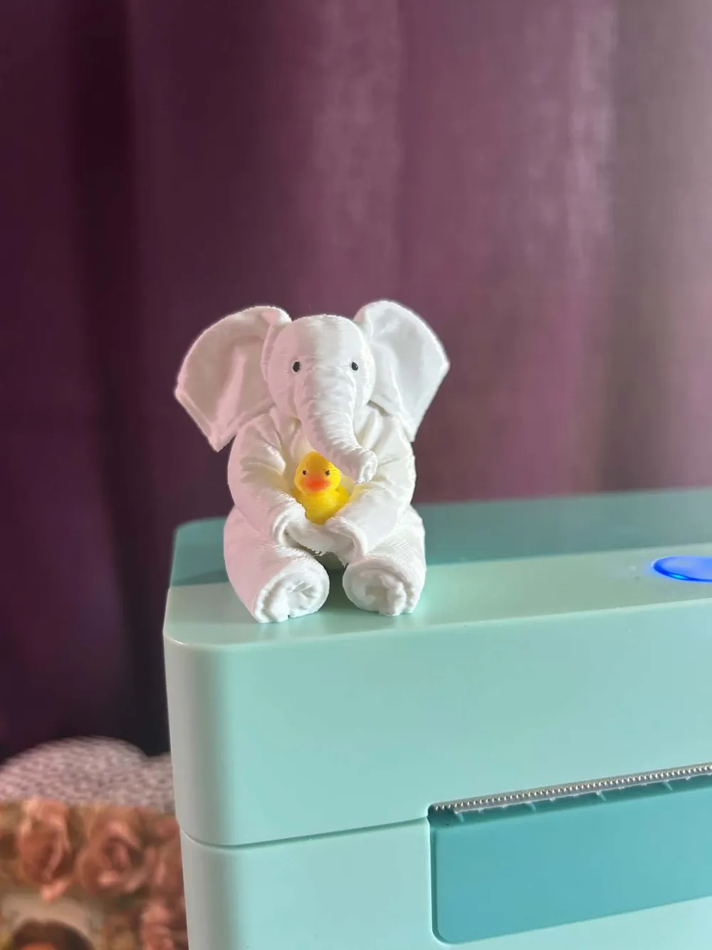 Elephant Towel Animal With Duck - Free 3D Print Model - MakerWorld