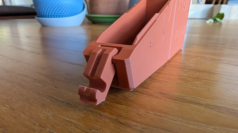 Card Box V3 - Print in Place w/ No Hardware Magic by Jelly Panic MakerWorld: Download Free 3D Models