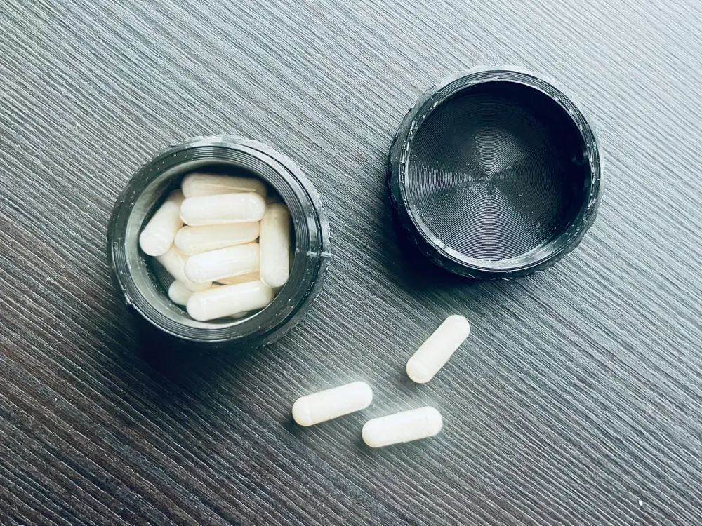 Threaded Container by UrbanBuran - MakerWorld