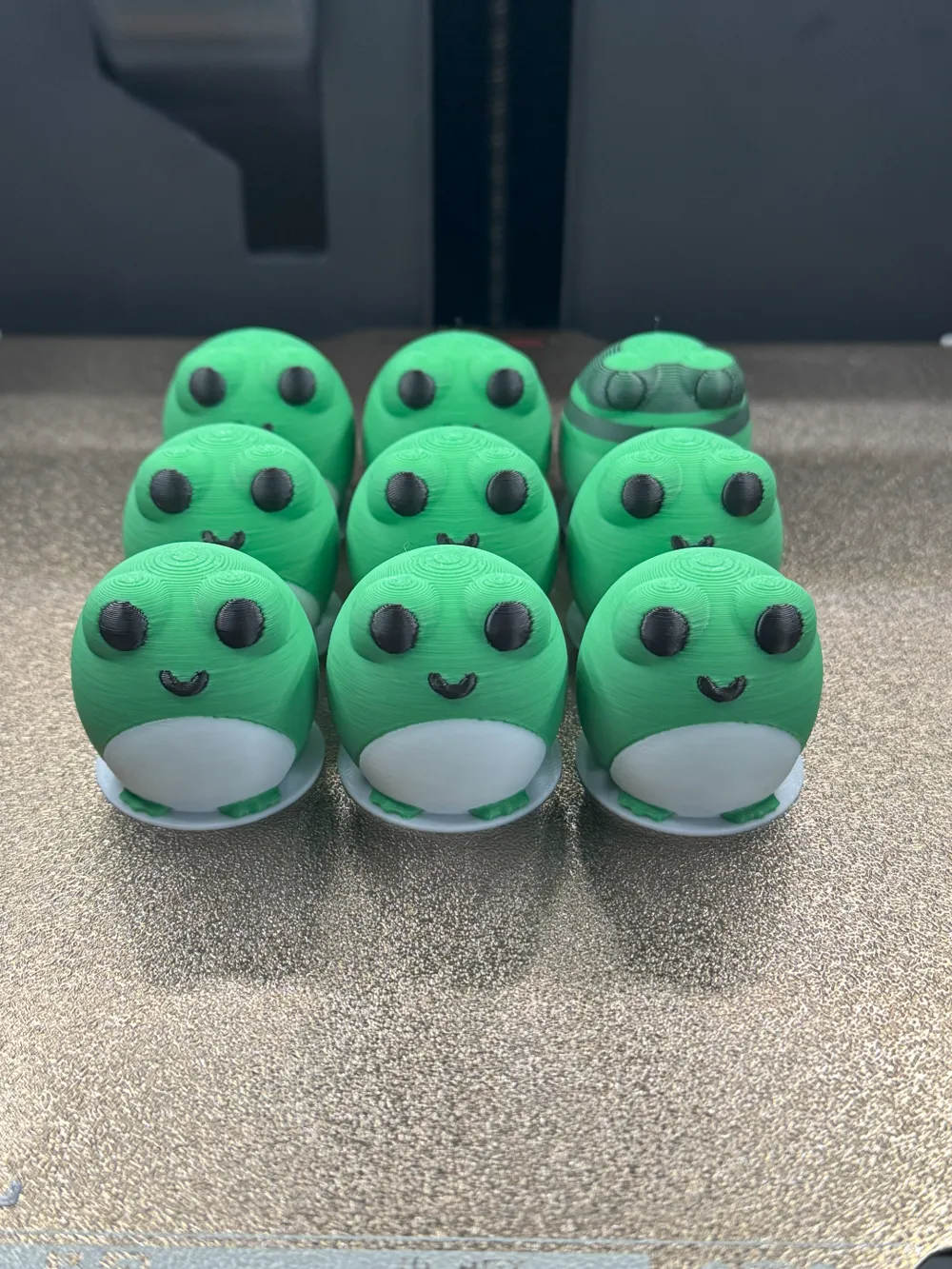 Cutie Frog by IkkI86 - MakerWorld