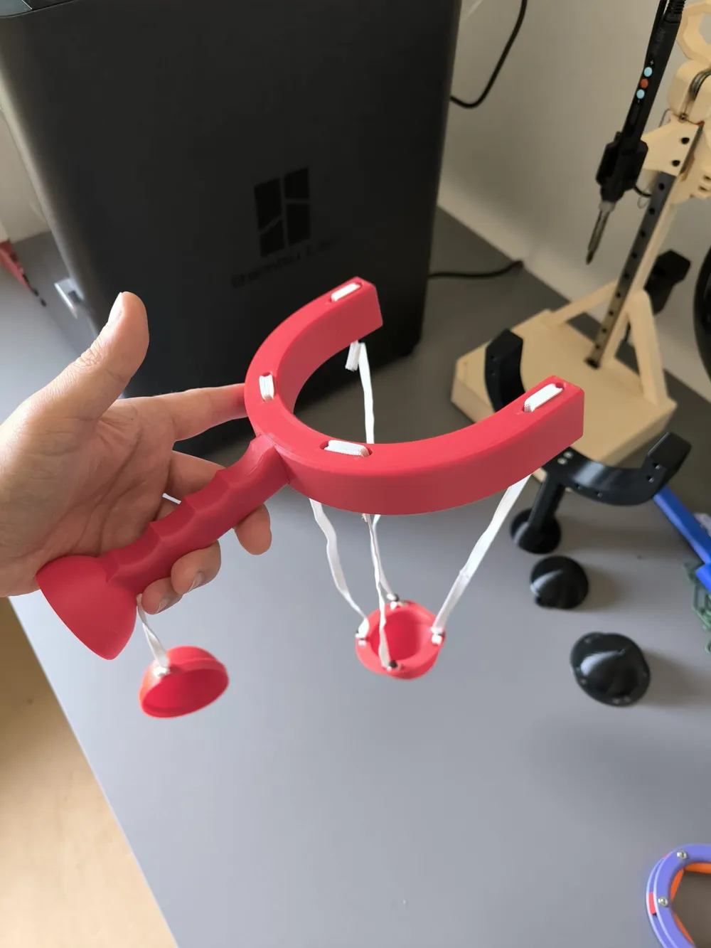Snowball Slingshot With Snowball Making Cup - Free 3D Print Model ...
