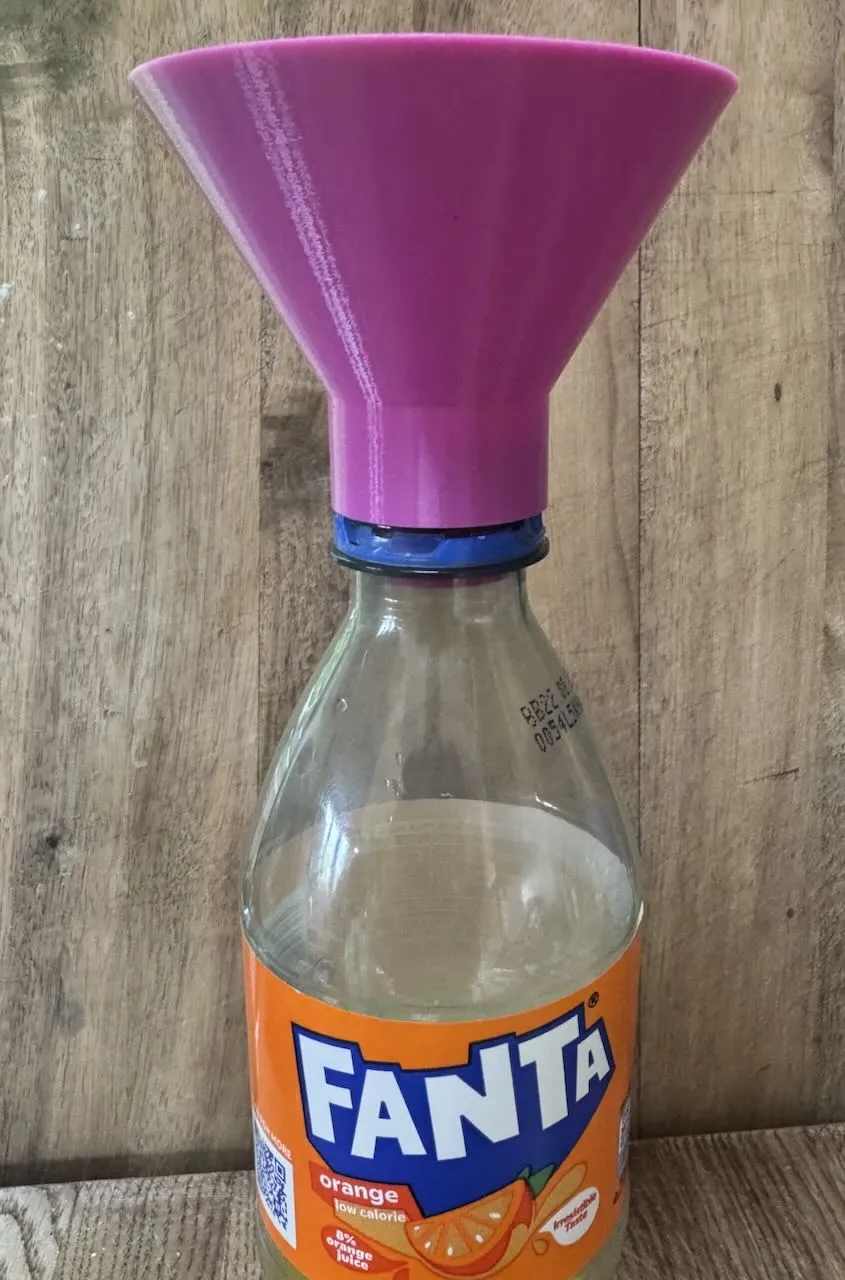 Screw on Funnel for Pespsi, Fanta, Coke bottles by ManxSteve MakerWorld ...